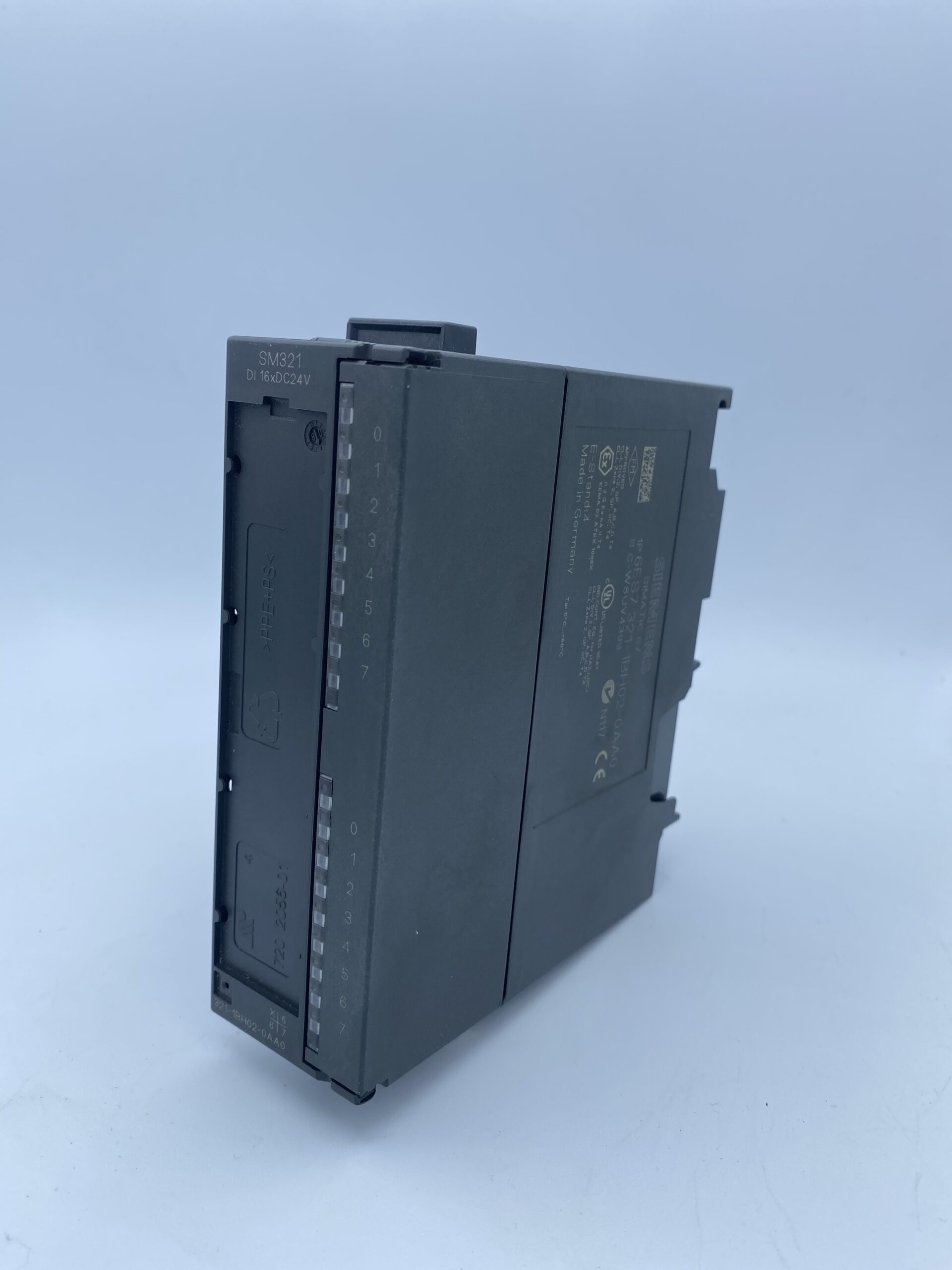 Siemens Simatic S7 6ES7 3211BH020AA0 - Essential Automation