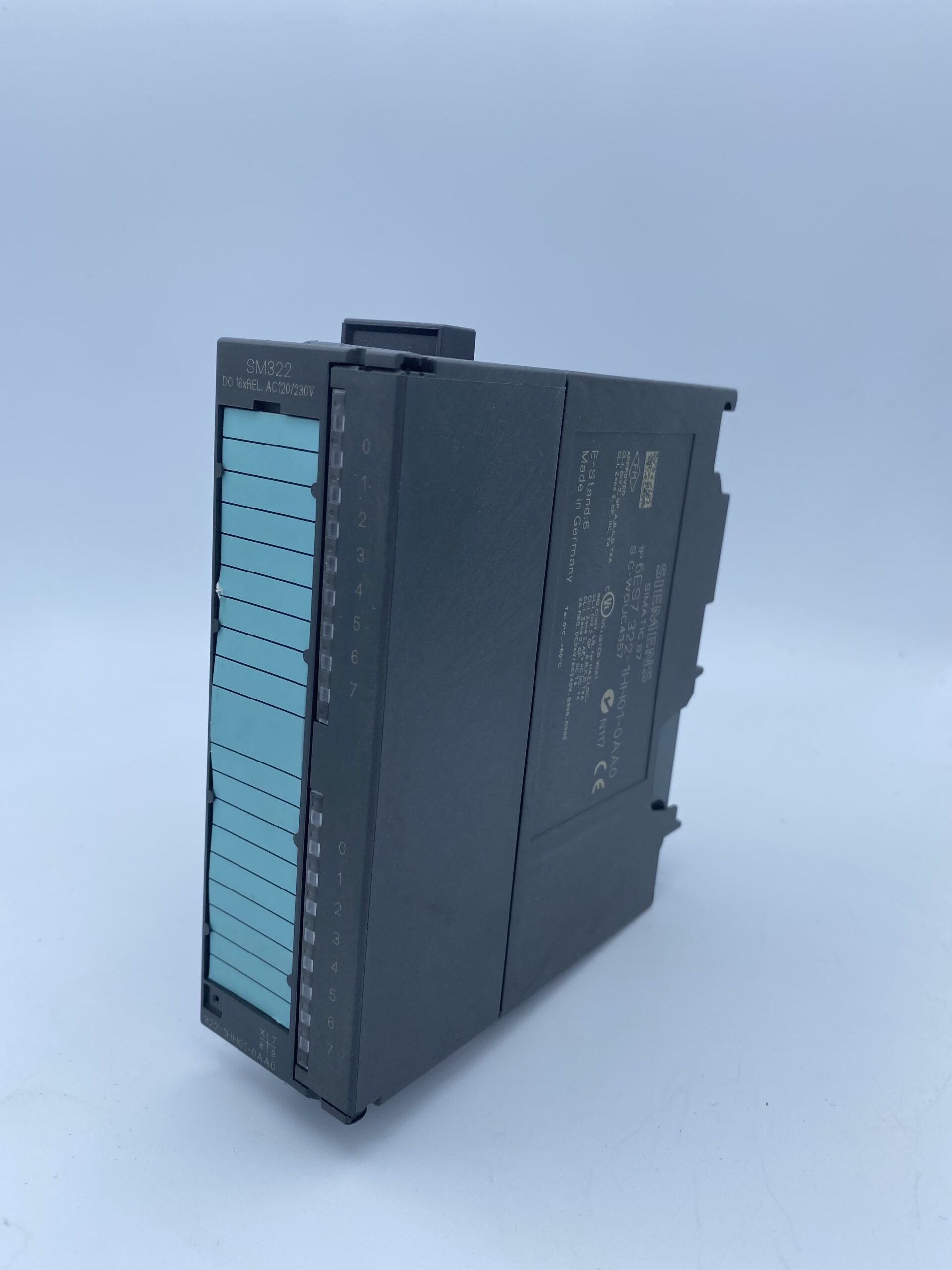 Siemens Simatic S7 6ES7 3221HH010AA0 - Essential Automation