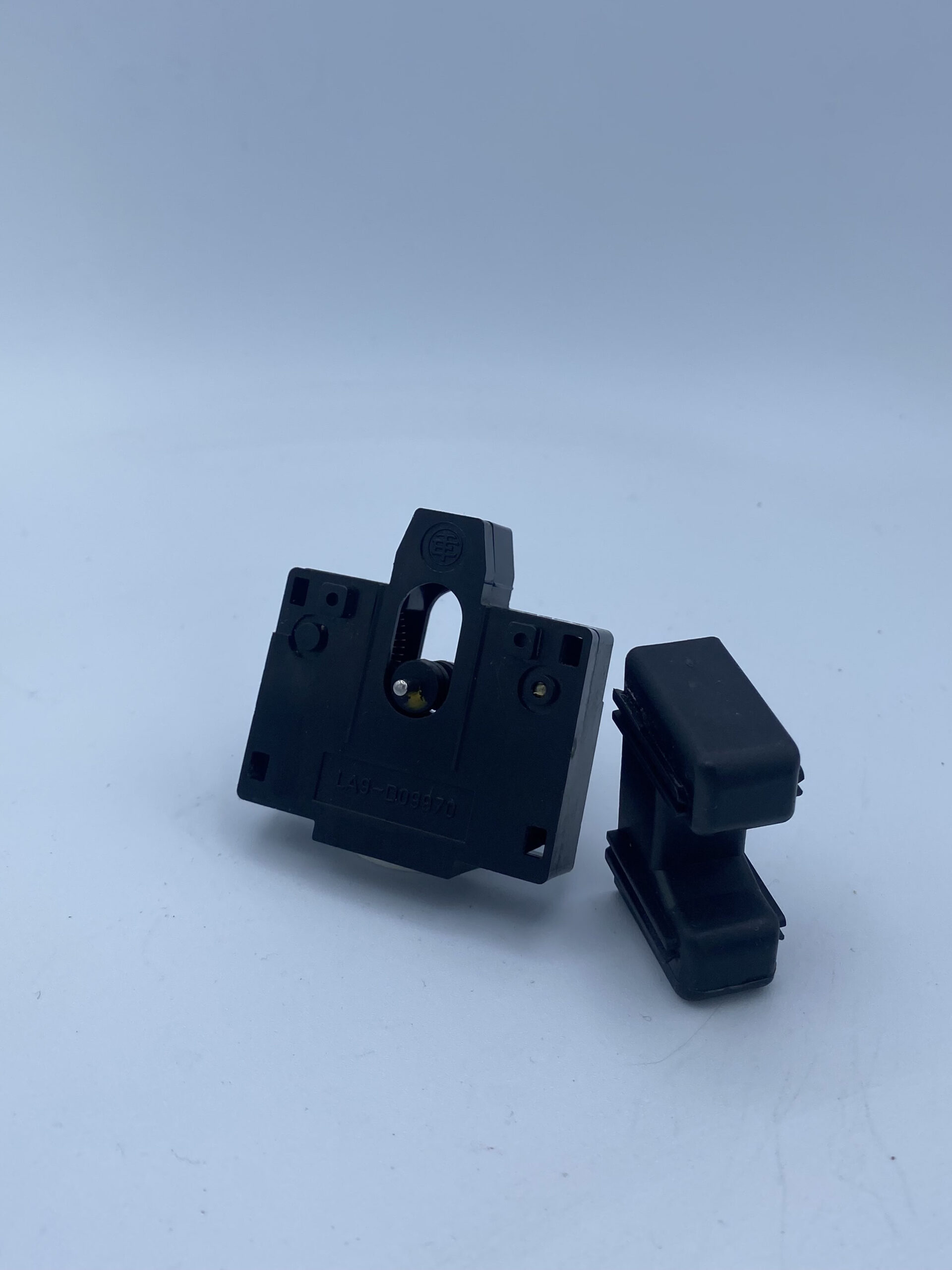 Telemecanique / Schneider LA9D09970 - Essential Automation