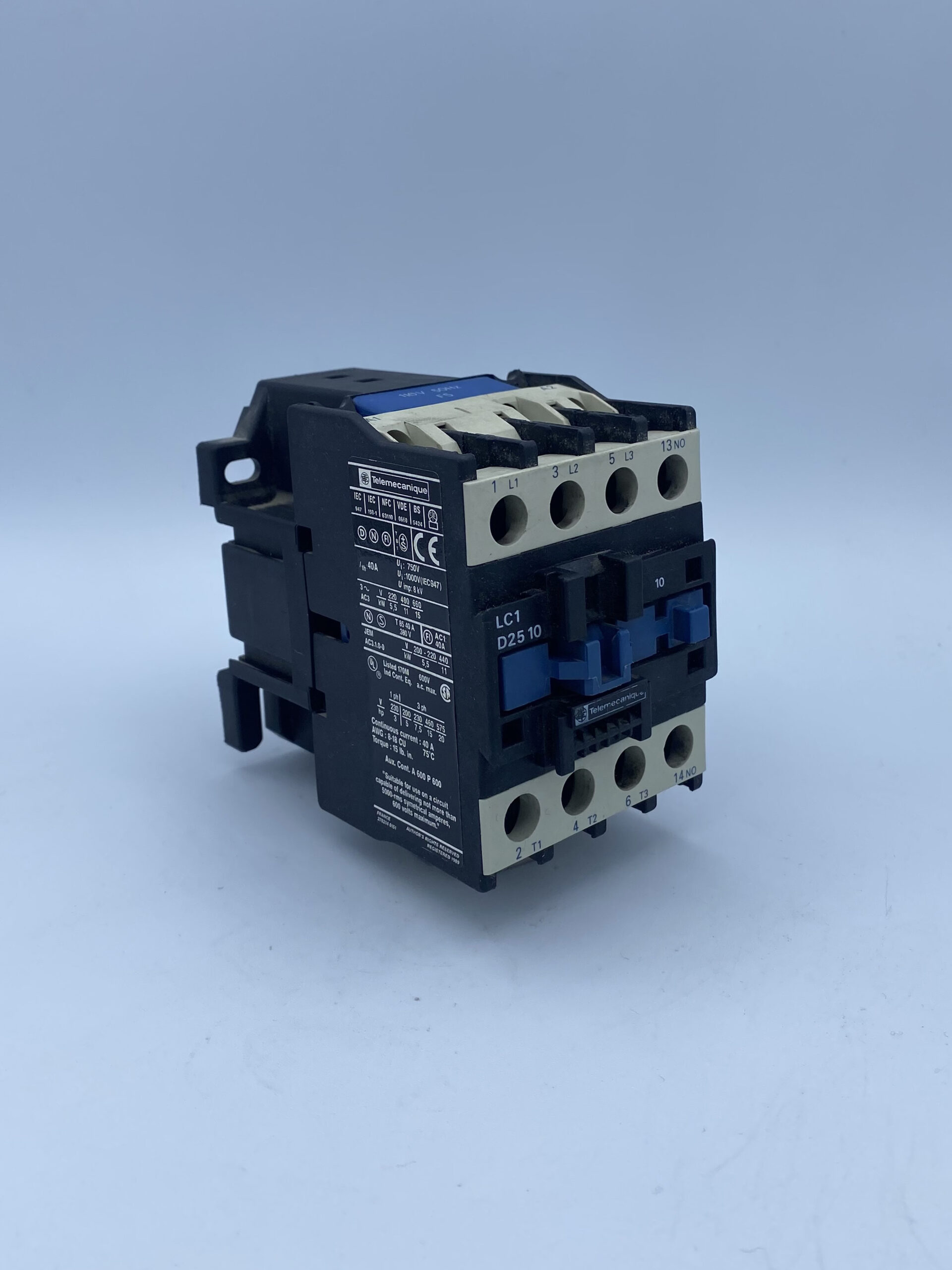 Telemecanique / Schneider LC1-D2510-F5 - Essential Automation